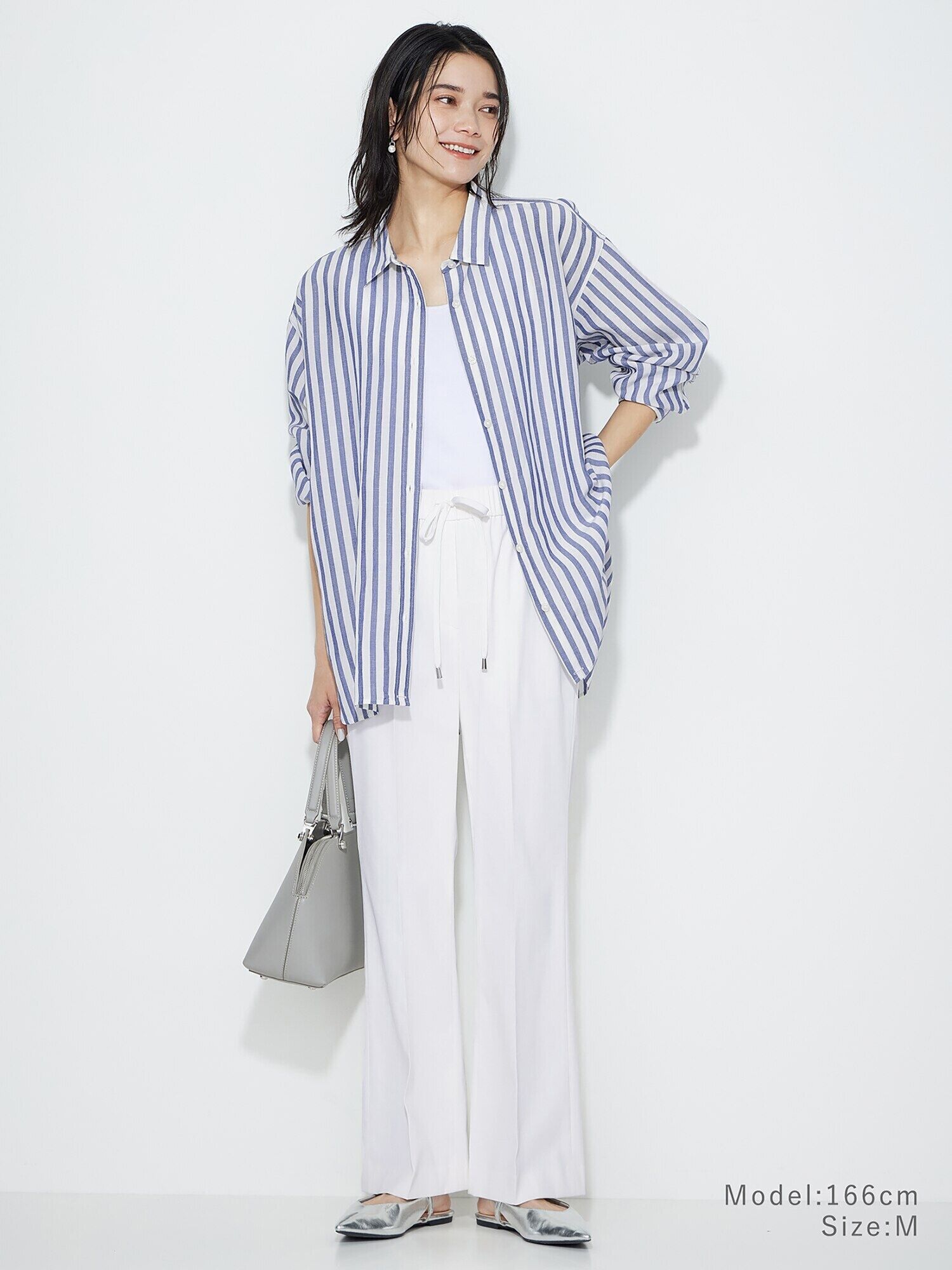 白パンツに合う服は？シーズン・シーン・種類別 ホワイトパンツのレディースコーデ集｜PLST MAGAZINE